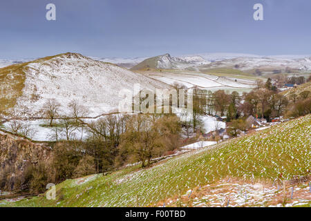 View from High Wheeldon hill Derbyshire towards Aldery cliff, Hitter ...