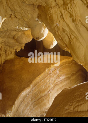 Toirano Caves, Liguria, Italy Stock Photo - Alamy