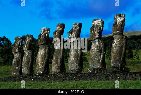 Seven Moai (anthropomorphic monolith sculpture), Ahu Akivi, Rapa-Nui ...