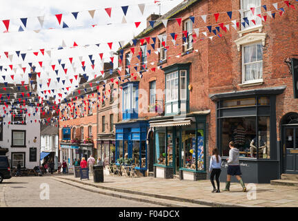 ashbourne town centre derbyshire england Stock Photo - Alamy