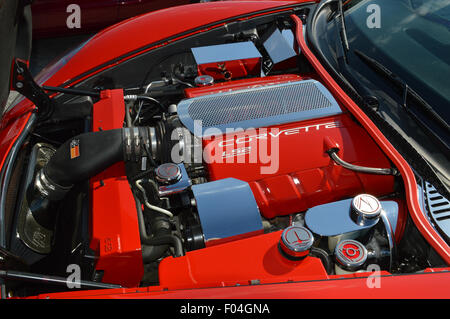A Chevrolet Corvette LS2 Engine Stock Photo - Alamy