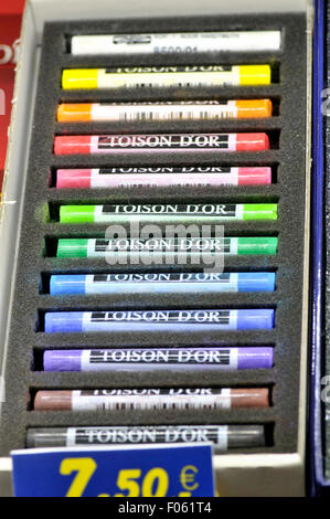 Paint box, pastel colors and painting, colors and painting. High ...