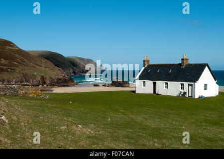 Kearvaig Bothy at Kearvaig Bay, on the north coast east of Cape Wrath ...