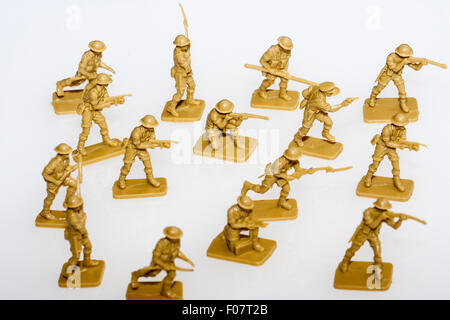 Airfix, HO/OO, 1/72 scale plastic model figures. World War Two, 8th ...