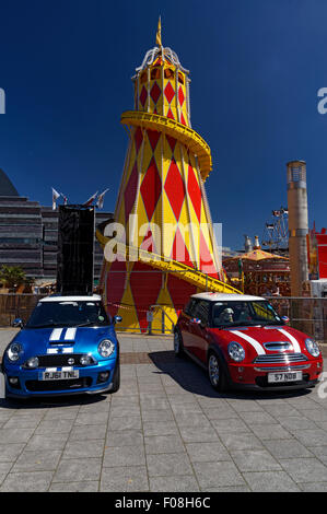 Classic car show in Cardiff Bay Stock Photo - Alamy