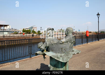 Wife on the ocean wave, Sculpted art in Cardiff bay Wales UK, sculpture ...