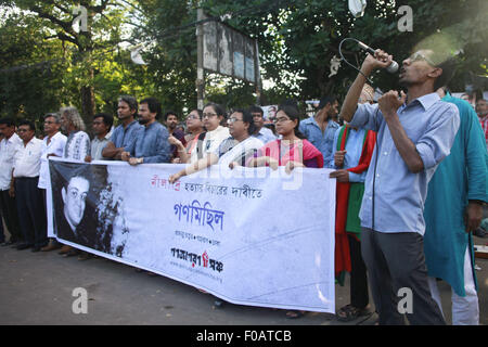 Dhaka, Bangladesh. 11th Aug, 2015. Bangladeshi social activists from ...
