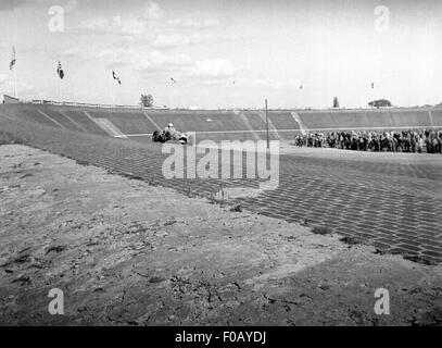 sport, car racing, Avus race 1931, accident, crashed Mercedes-Benz SSKL ...