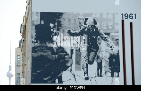 Memorial for Conrad Schumann, Berlin Stock Photo - Alamy