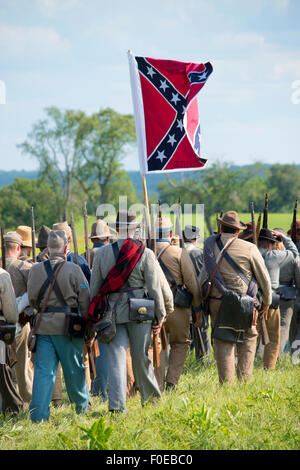 Confederate civil war soldiers marching in line during a Civil War ...