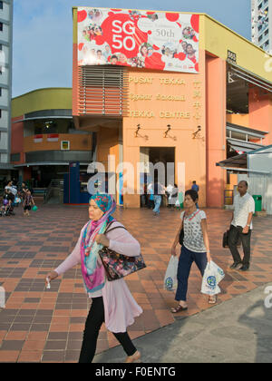 Tekka Shopping Centre Mall Little India Singapore Stock Photo - Alamy
