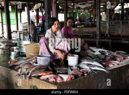 Local Rakhine women at the fish market in Sittwe, Myanmar Stock Photo ...