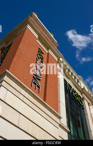 Barton Square shopping and homeware destination at The Trafford Centre ...