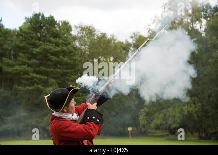 redcoat Jacobite rebellion weapon weapons gun guns firing tricorn hats ...