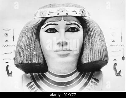 fine arts, Egypt, Old Kingdom, head of Princess Nofret, circa 2500 BC ...