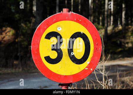 Road sign, max speed 30, speed limit 30 Stock Photo - Alamy