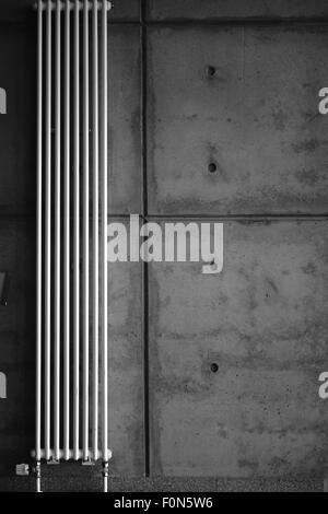 Ribbed Pipe Radiator Stock Photo - Alamy