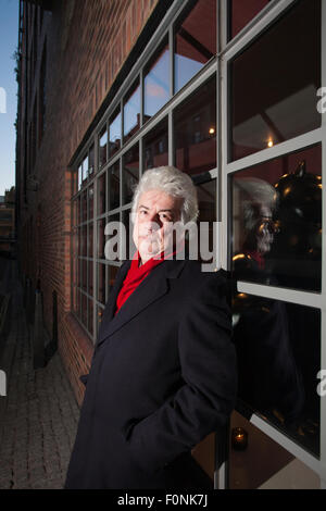 Ken Follett, Kenneth Martin Follett, Welsh author of thriller and ...