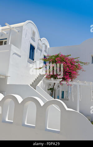 A typical whitewash building in Santorini, Greece Stock Photo - Alamy