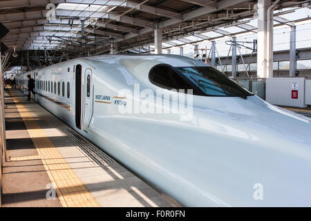Japan Railways Shinkansen Super express Bullet train engine and ...