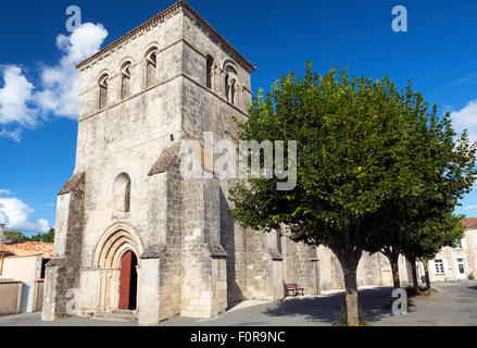 Genac Church, Poitiers Charente, France Stock Photo - Alamy
