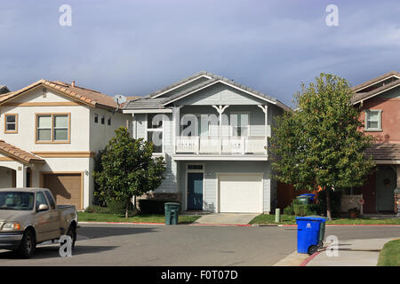 Suburban house exterior in generic colonial style Stock Photo - Alamy