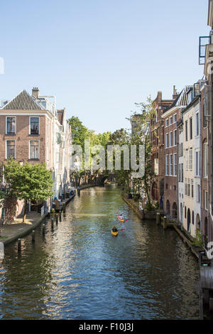 People kayaking on Oudegracht canal in central Utrecht, Netherlands ...