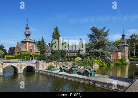 16th century Château de Jehay / Jehay Castle / Jehay-Bodegnée Castle at ...