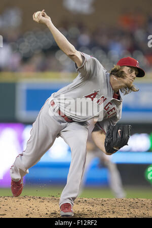Los Angeles Angels pitcher Jered Weaver, reacts after he was taken out ...
