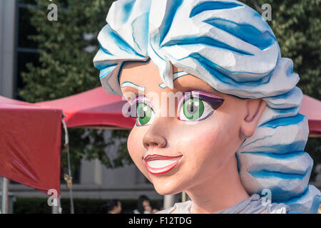 Close up of Elsa of Frozen float in the Mardi Gras parade at the ...