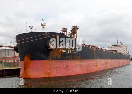 BBG Bright IMO 9598177 Bulk Carrier merchant ship registered in Hong ...
