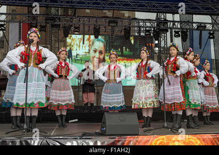 Krakowiak or Cracovienne is a fast, syncopated Polish folk dance in ...