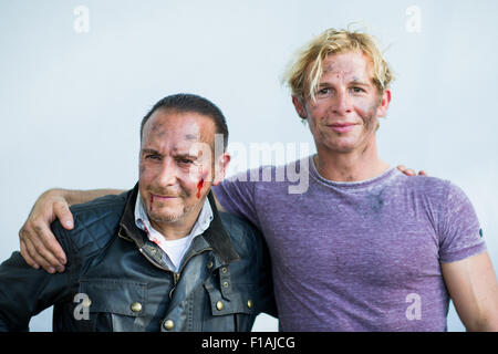 The actors Erdogan Atalay (l - as 'Semir Gerkhan') and Daniel Roesner ...