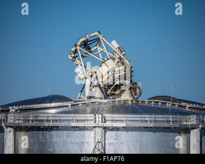 Haleakala Observatory at the Maui Space Surveillance Complex, Haleakala ...