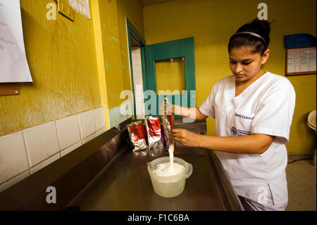 Guatemala, Cuilapa, F75 and F100 formula to be prepared in the kitchen ...