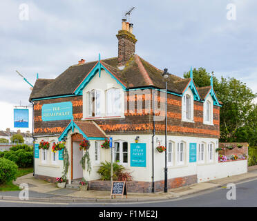 The Steam Packet pub in Littlehampton, West Sussex, England Stock Photo ...