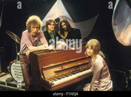 CHICKEN SHACK UK group about 1968 from left: Stan Webb, Dave Bidwell ...