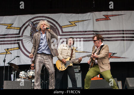 Bob Geldof, Lead singer of Irish rock group the Boomtown Rats, poses ...