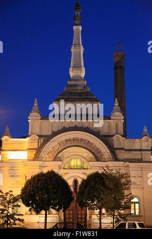 Szeged, Hungary. Anna Thermal Bath on Tisza Lajos Boulevard Stock Photo ...