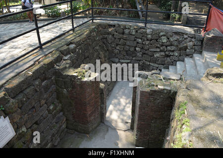 The cell in which Jose Rizal spent some of his time in Fort Santiago ...