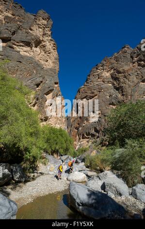 Oman, Bilad Sayt, Snake Canyon expedition Stock Photo - Alamy