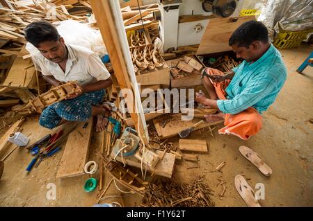 Oman, Sur, marine museum, naval factory of dhow, indian workers ...