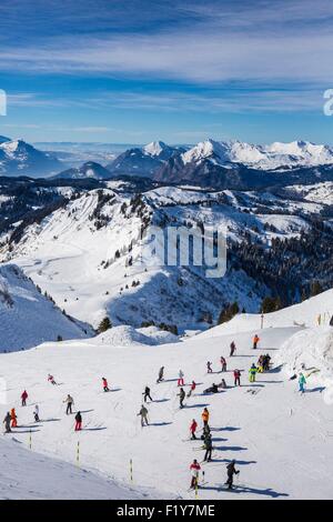Chairlift, ski slope, Morzine, Haute-Savoie, France Stock Photo - Alamy