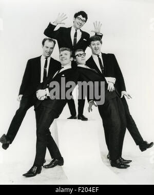 FREDDIE AND THE DREAMERS Promotional photo of UK pop group about 1965 ...