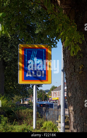 Aldi supermarket sign Stock Photo - Alamy