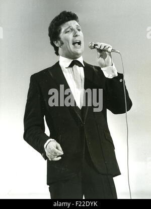 TOM JONES Welsh singer in October 1968. Photo: Tony Gale Stock Photo ...