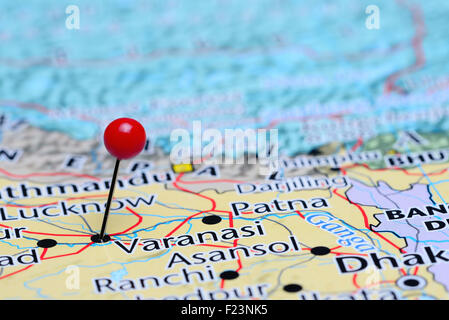 Varanasi pinned on a map of India Stock Photo - Alamy