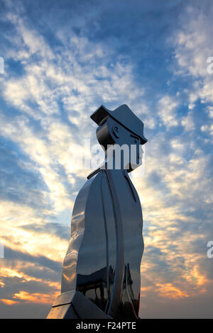 LS Lowry 'Matchstick Man' statue unveiled in Knott End, 11th Sep 2015 ...