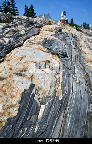 Beautiful rocky shoreline beneath Pemaquid Point Lighthouse along the ...