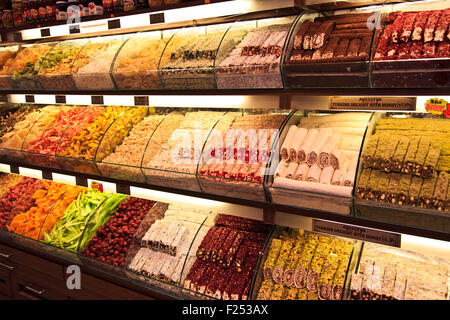 A small grocery store in Istanbul, Turkey, Eurasia Stock Photo - Alamy
